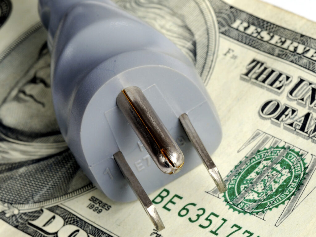 4 Reasons to Monitor Your Electricity Usage - Eyedro